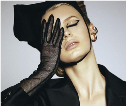 Chiara in Black – AMATO